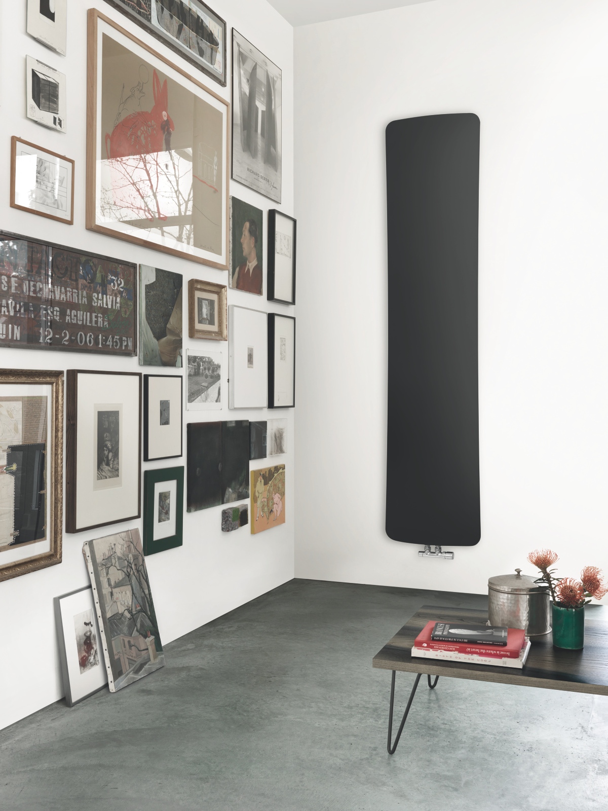 Zehnder Electric Folio Glass radiator. 1476mm x 540mm. Black ...