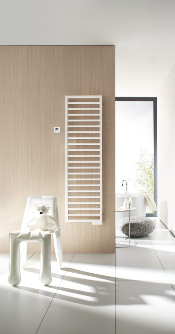 Zehnder Subway Electric towel rail. 1837mm x 600mm. White RAL9016 ...